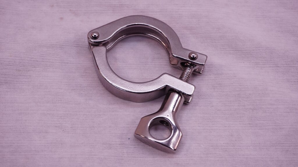 Tri Clover Clamp - 304 Stainless Steel 1.5 Tri Clover Clamp - 304 Stainless Steel 1.5